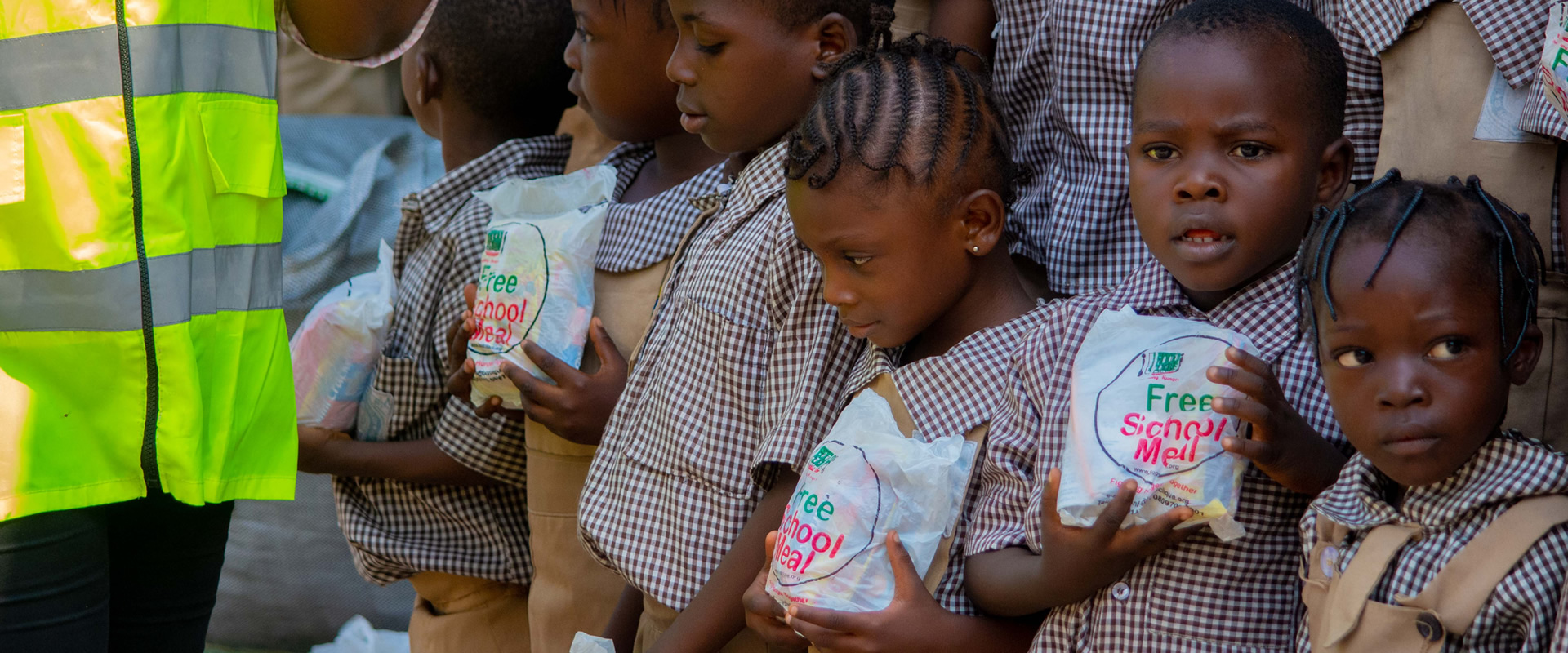 FoodClique : Fighting Hunger